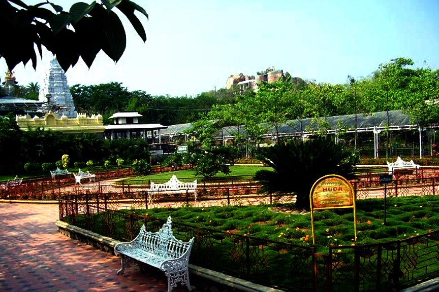 Basara Sri Gnana Saraswathi Temple, Basara, Adilabad, Andhra Pradesh ...