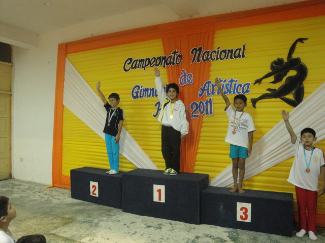 holaesungusto: SEMIFINAL DE LA VI COPA FORD DE TENIS - TORNEO DE ...