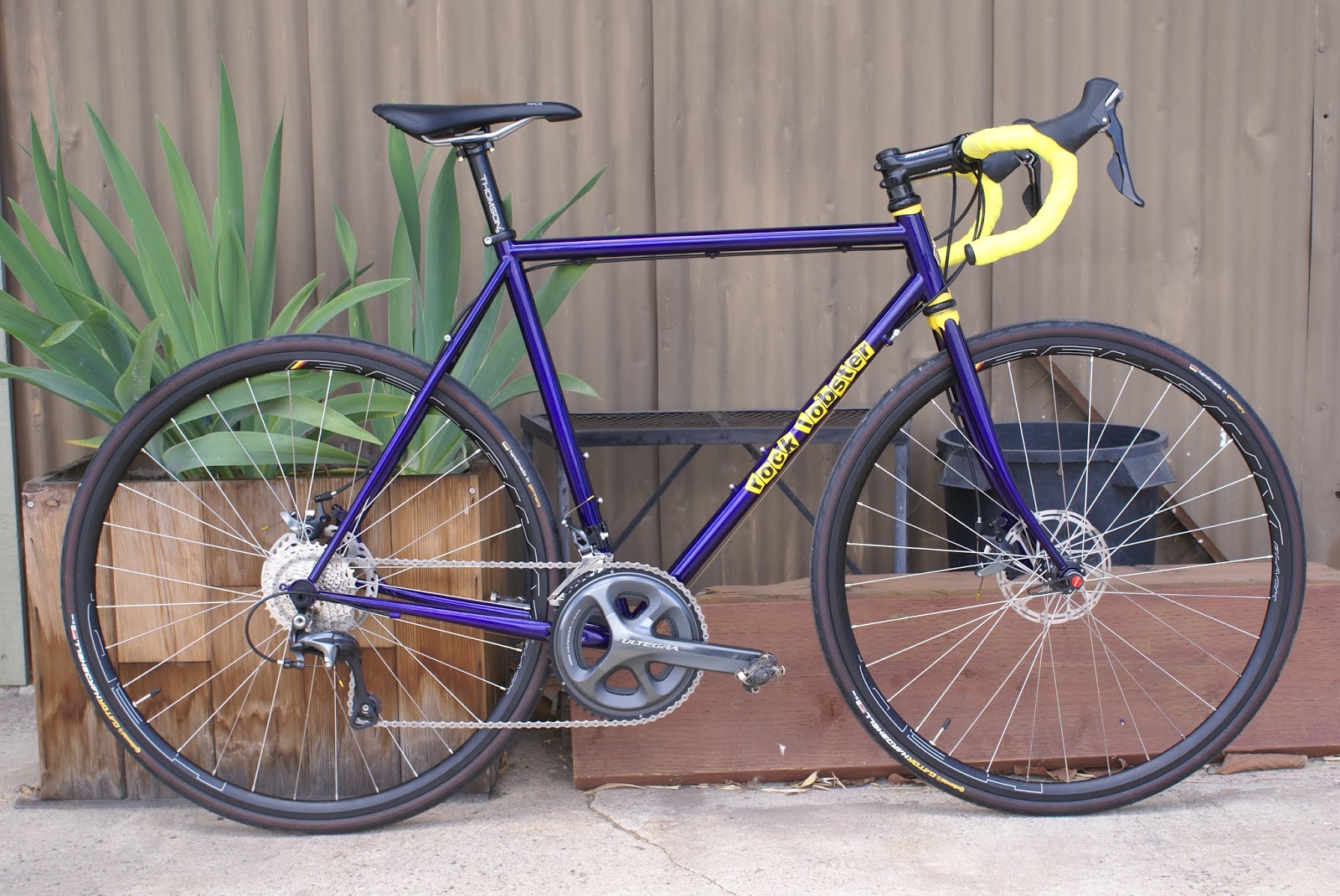 what's up in Santa Cruz: disc brake road bike fully built