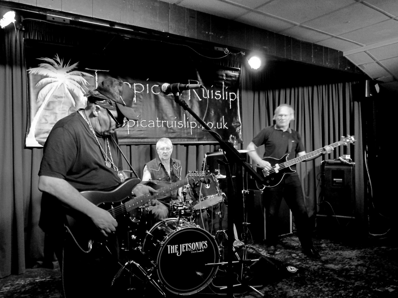 Retro Man Blog: The Members + The Jetsonics at The Tropic Ruislip June 03rd
