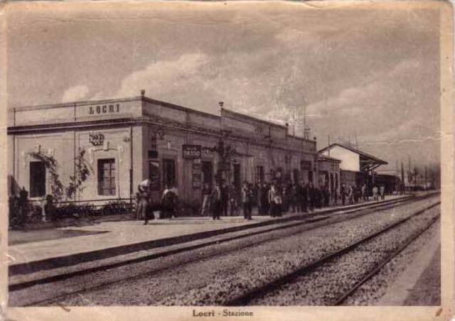 Reggio era...: Locri era...la stazione