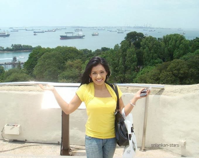 Photo Gallery SriLanka: Nehara Peris