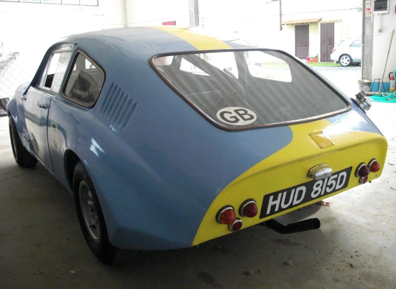 Maximum Mini: Mini Marcos Le Mans replicas