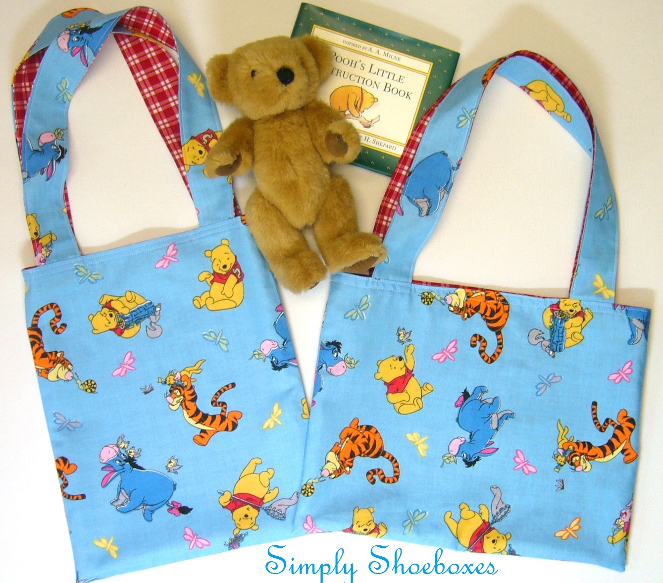 Simply Shoeboxes: Fat Quarter Library Bag Pattern & Illustrated Tutorial