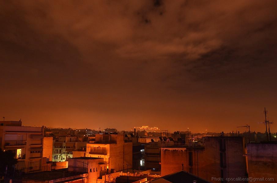 Smog hits Athens as residents choose cheaper wood-burning heat | Epoca ...