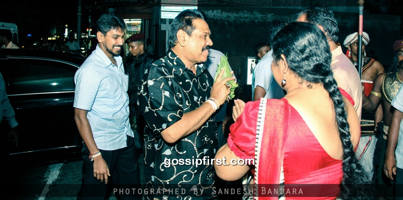 Gossip First Gallery: Siri Parakum movie Special Screening for ...