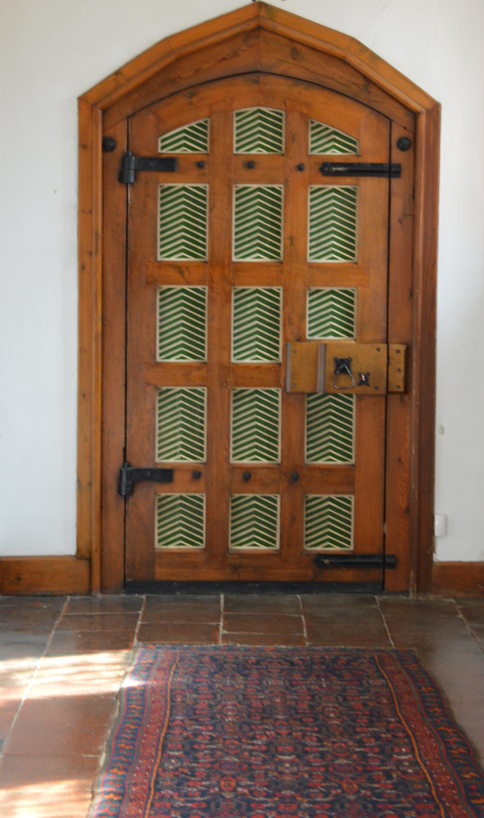 Book&aCuppa: Red House (interior)