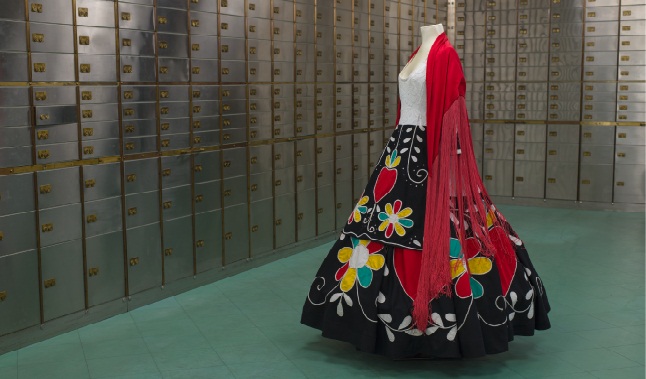 Moda Com Arte: Fadistas Renovam Tradição Por Meio das Roupas