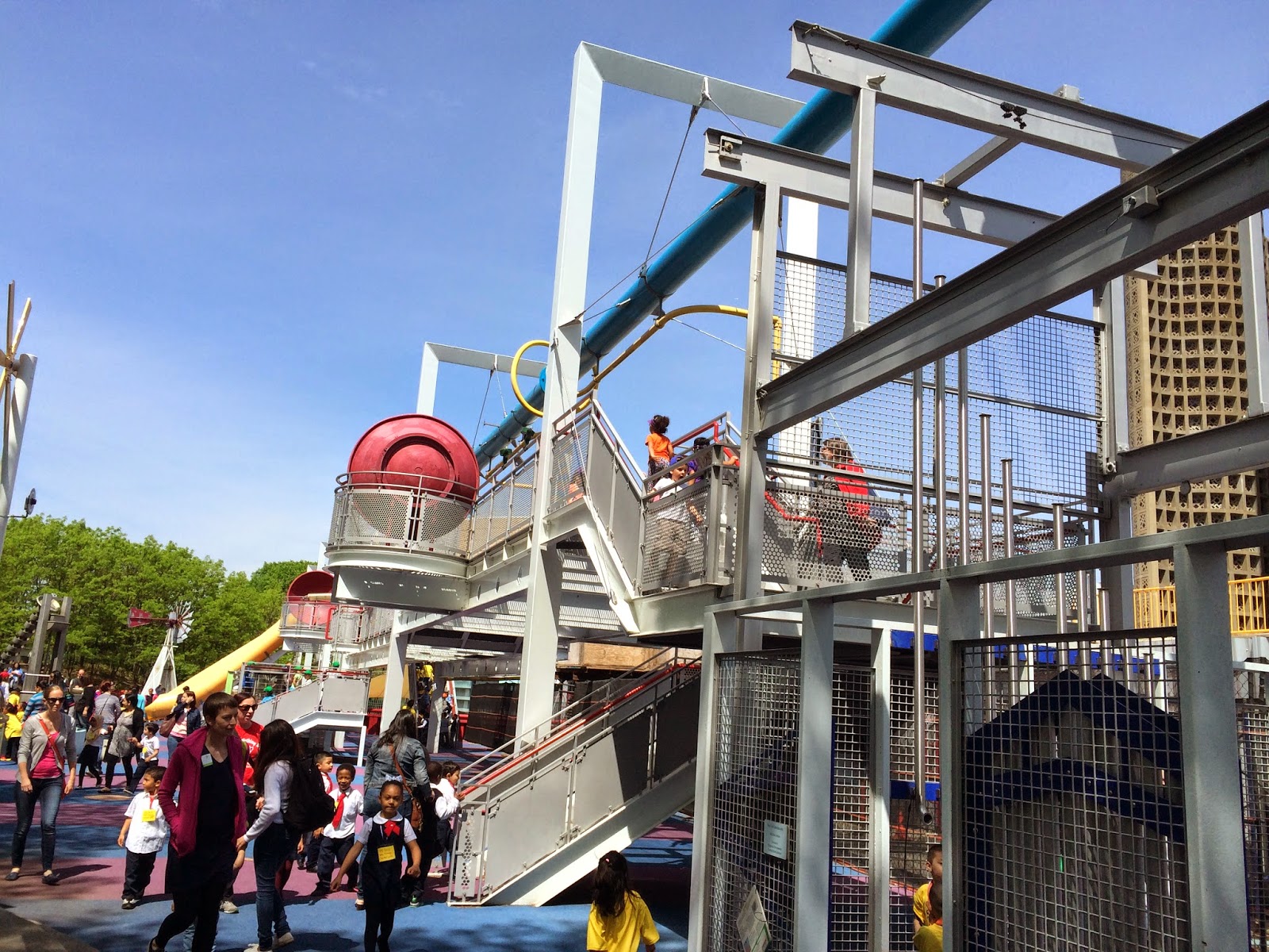 The Busy Bees of K-109: New York Hall of Science