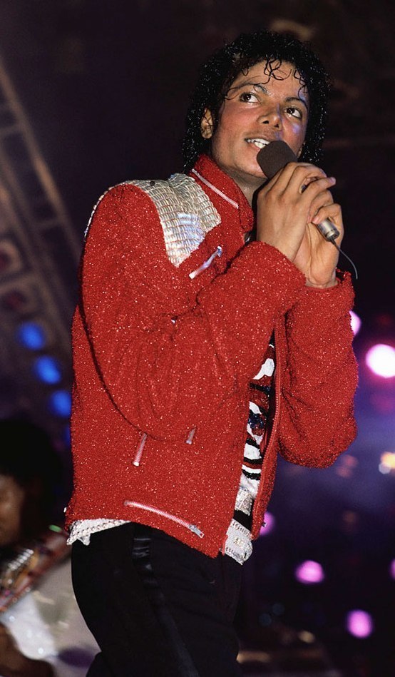 MJJ Photo Gallery: Michael Jackson - Victory Tour (The Jackson Tour)