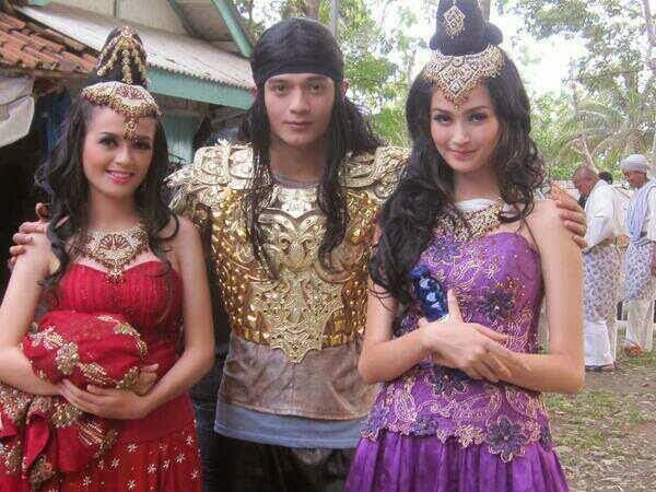 Biodata Artis: Pemeran Angling Dharma 2014 Indosiar