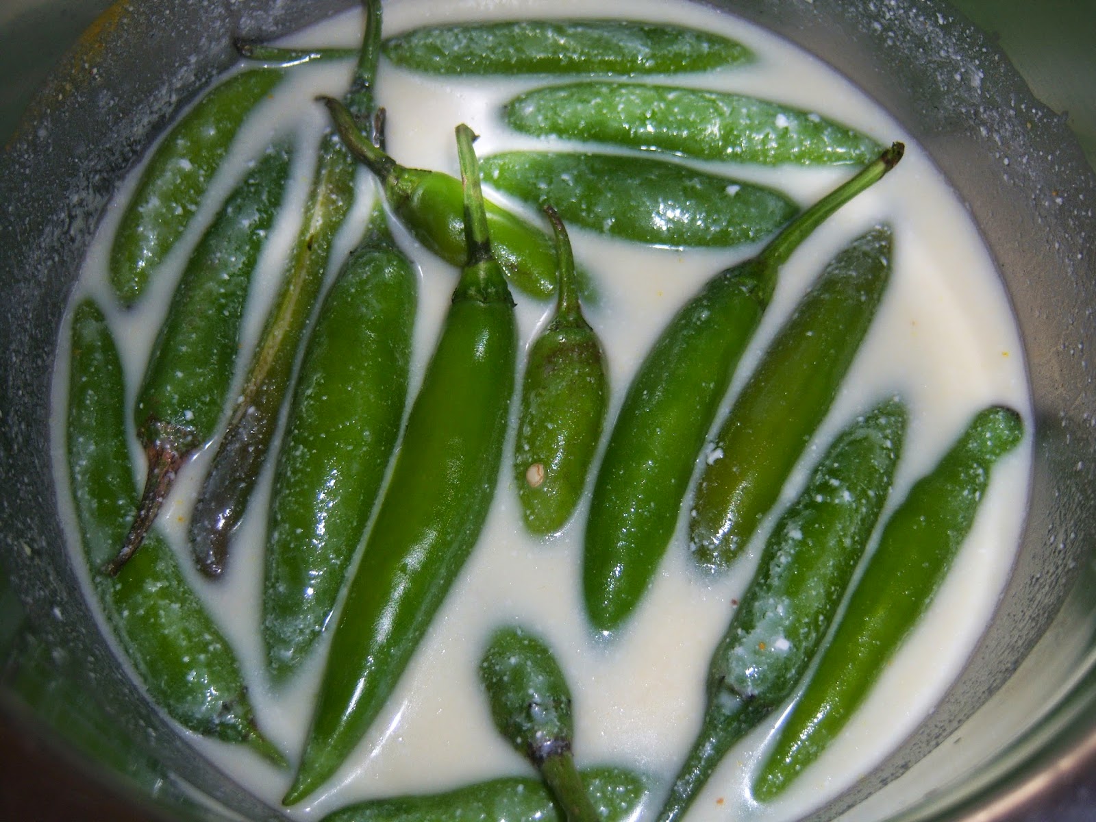 Challa Mirapakayalu/Dahi Mirchi/Curd Chillies/Majjiga Mirapakayalu - E ...