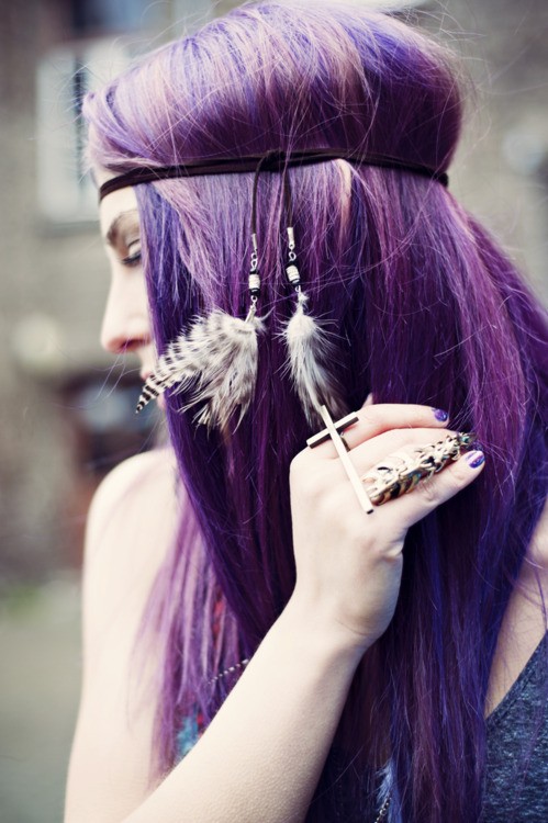 Willow Tree: Purple Hair Bang Bang