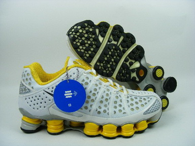 @ Imagens e Fotografias de: Fotos dos Tênis Nike Shox-TL3