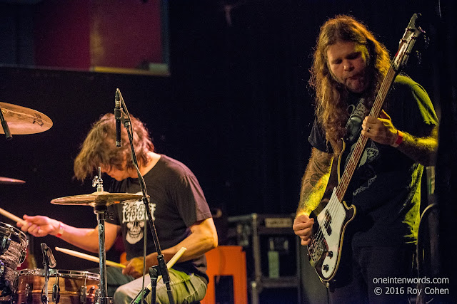 one in ten words: Earthless at Lee's Palace - Concert Pictures