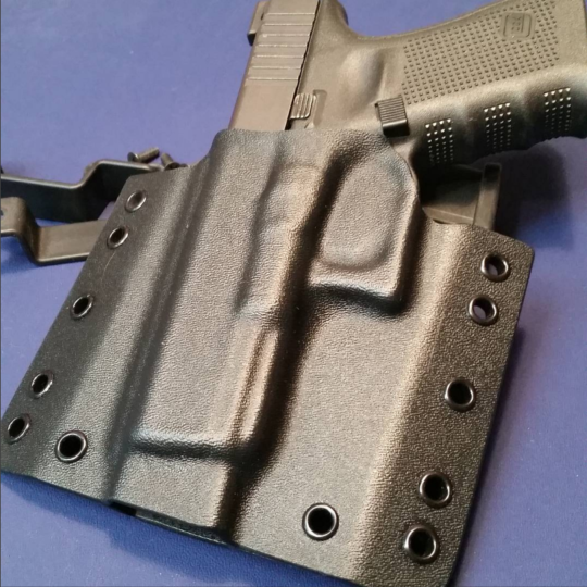 Statureman Custom Holsters: Glock Custom Kydex Holster