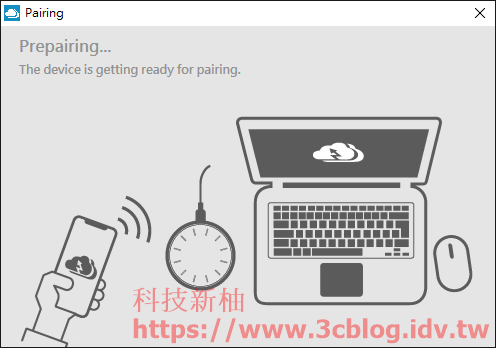 活起來的無線傳檔充電盤 - qico