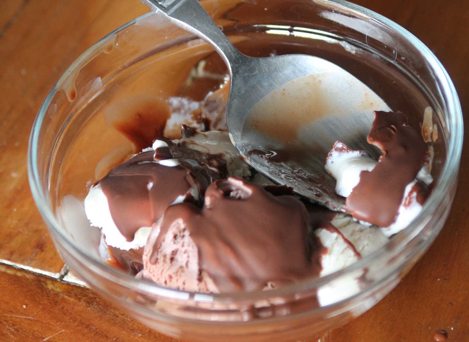 Homemade Magic Shell Recipe - TfDiaries