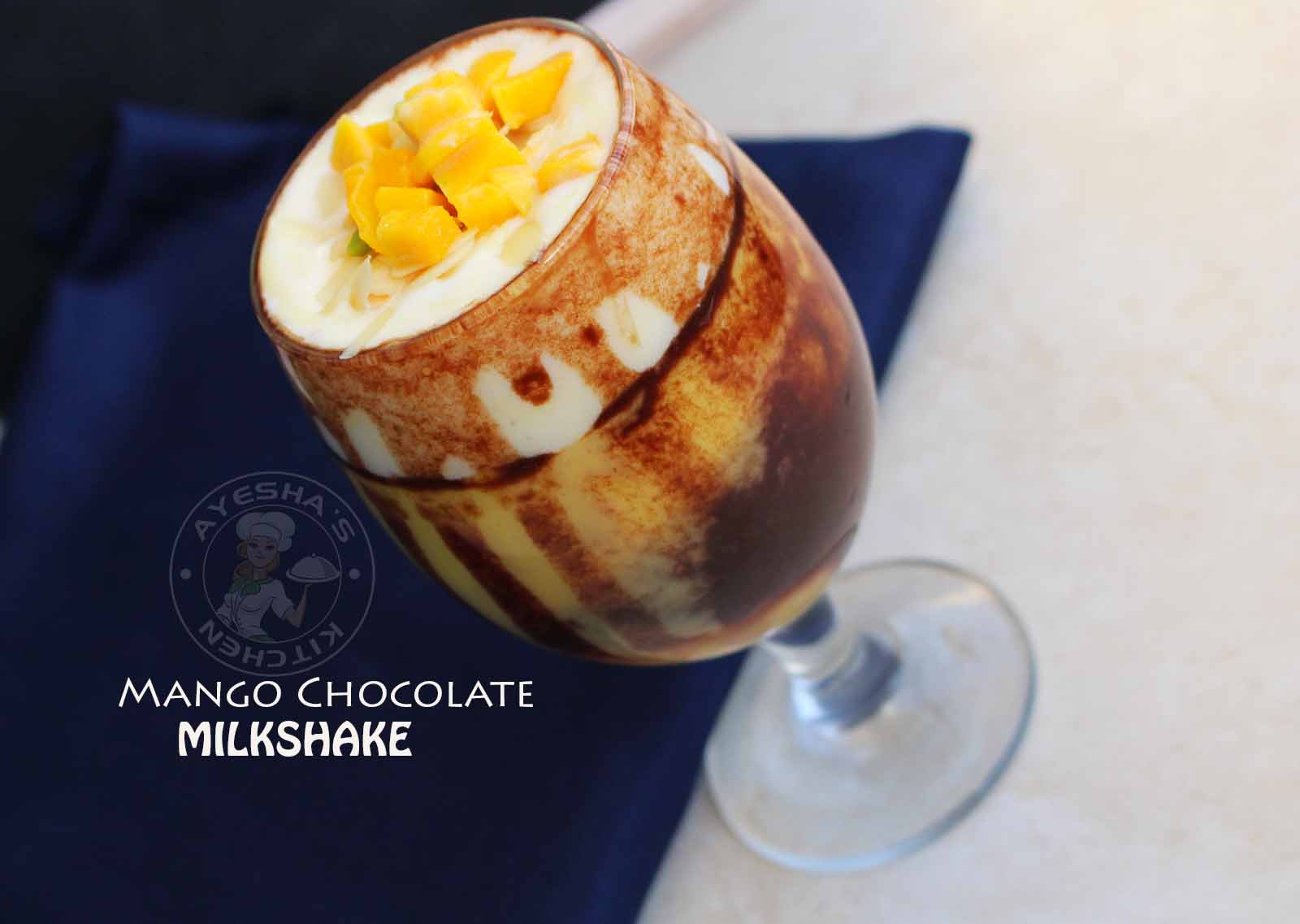 MANGO MILKSHAKE RECIPE - MANGO CHOCOLATE MILKSHAKE