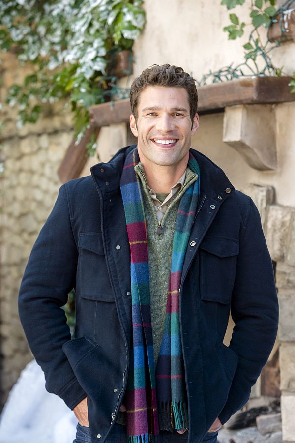 Favorite Hunks & Other Things: 12 Days: Aaron O'Connell in With Love ...