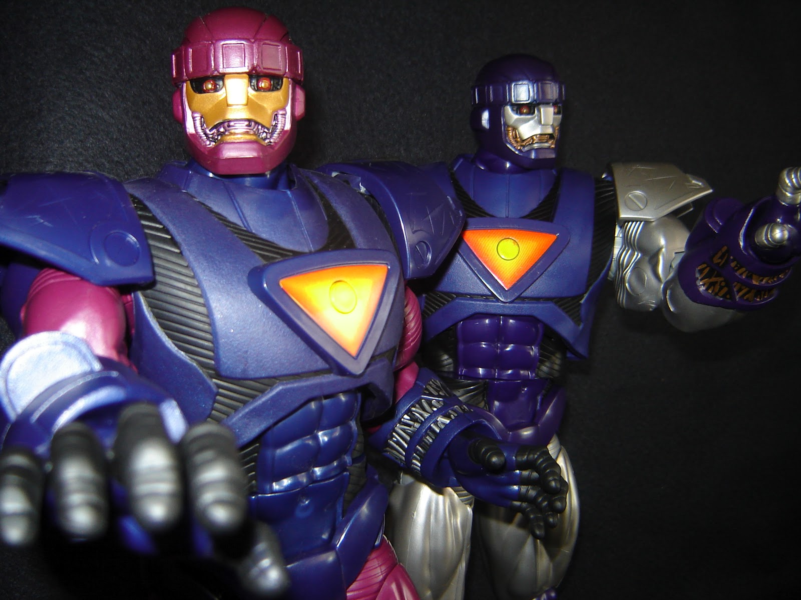 Magnives Universe: Marvel Universe Masterworks... Sentinels