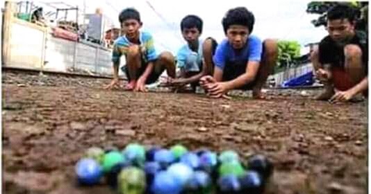 Catatan Informatif: Permainan Anak Jaman Dulu Sederhana Tapi ...