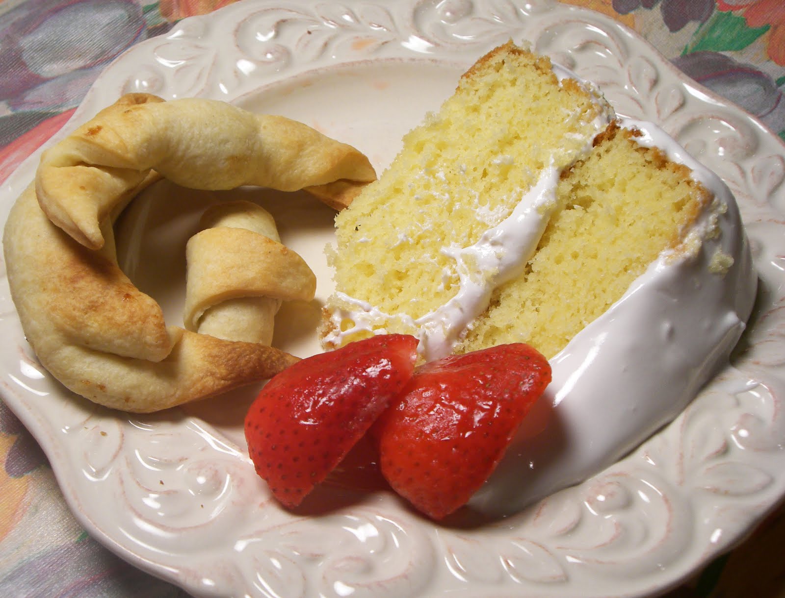 CAKE DE NARANJA with MERINGUE FROSTING | mmmm...Cuba