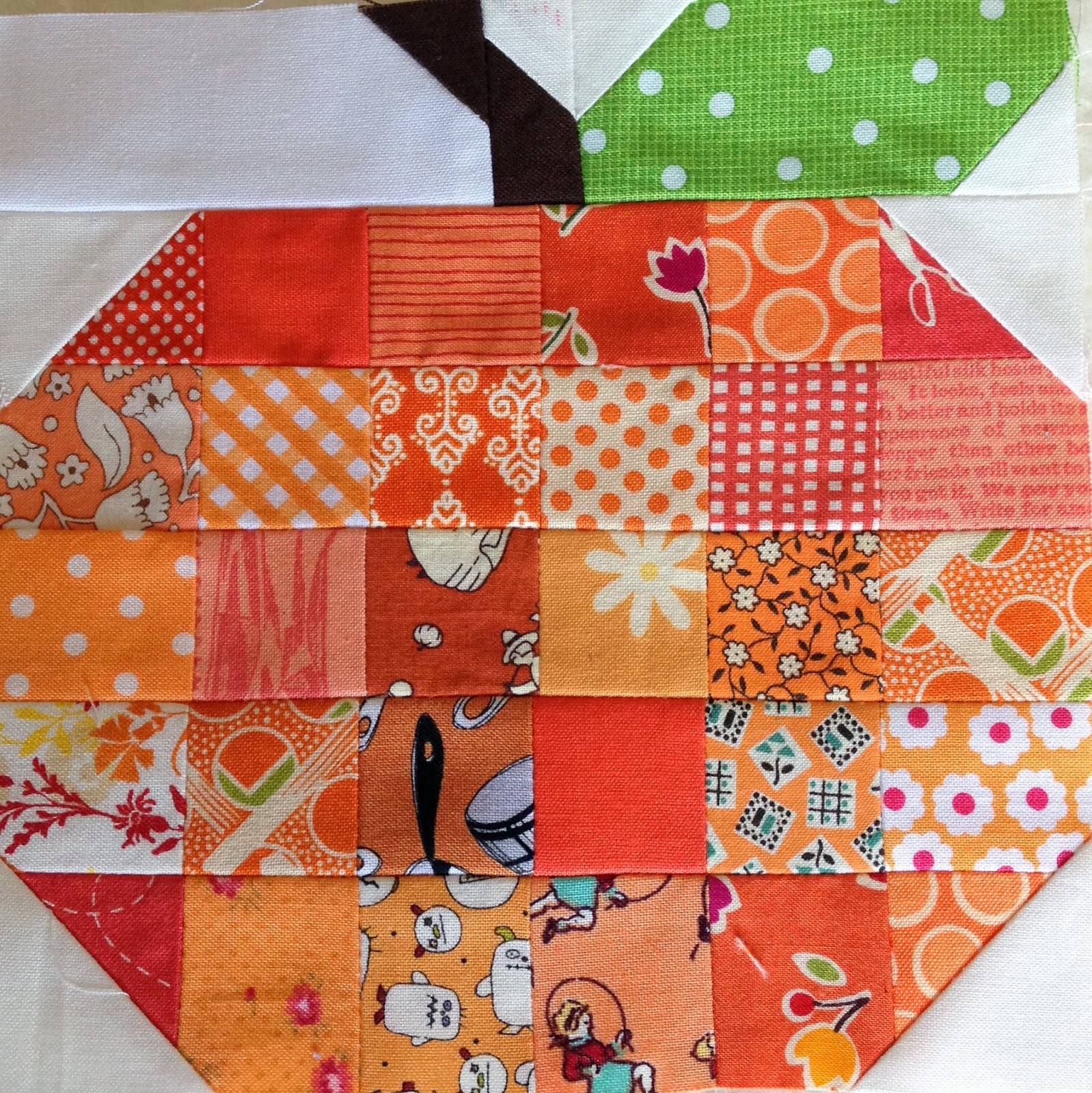 dream quilt create: The Quilty Barn Along, Patchwork Pumpkin