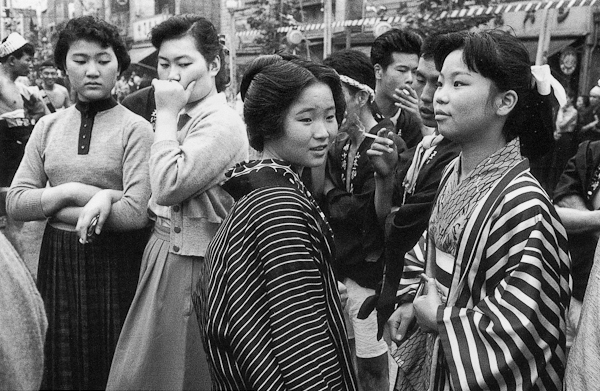 After the Bomb: 16 Amazing Vintage Photographs That Show Japan’s ...