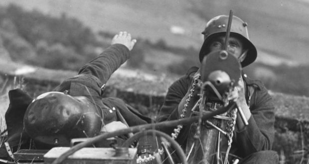 Mannie Gentile: Combat Helmets of the 20th Century: Irish Free State ...