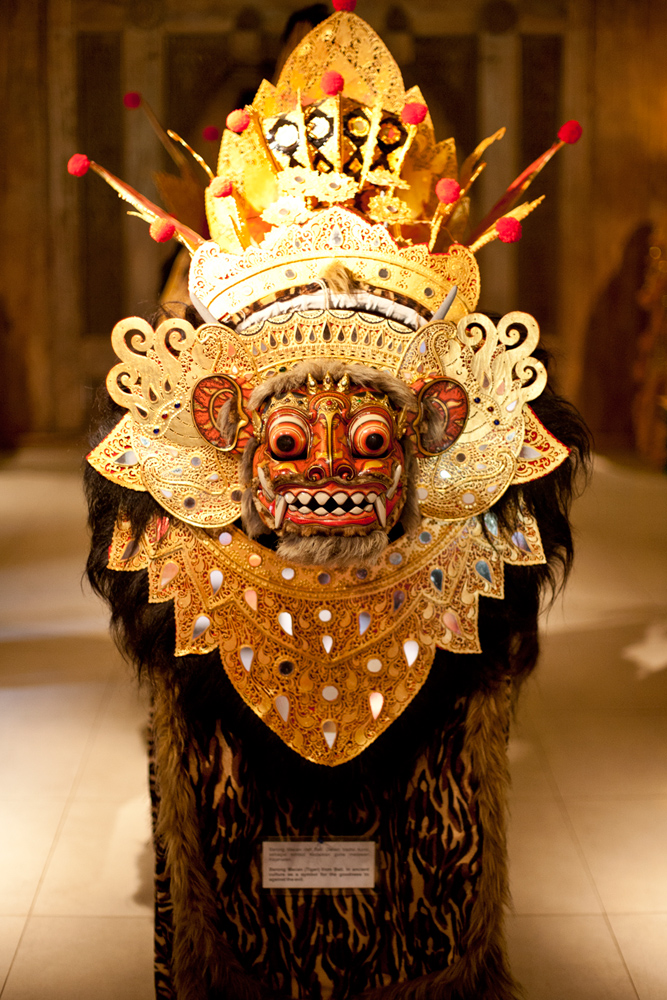 Tanggahan Tengah: Barong