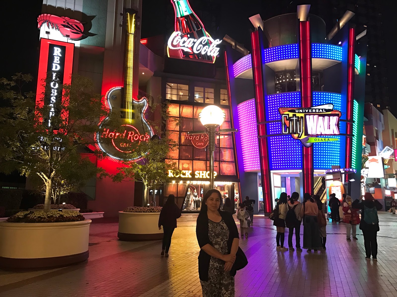 Family Travelogue: Universal City Walk OSAKA JAPAN/ Family Travelogue ...