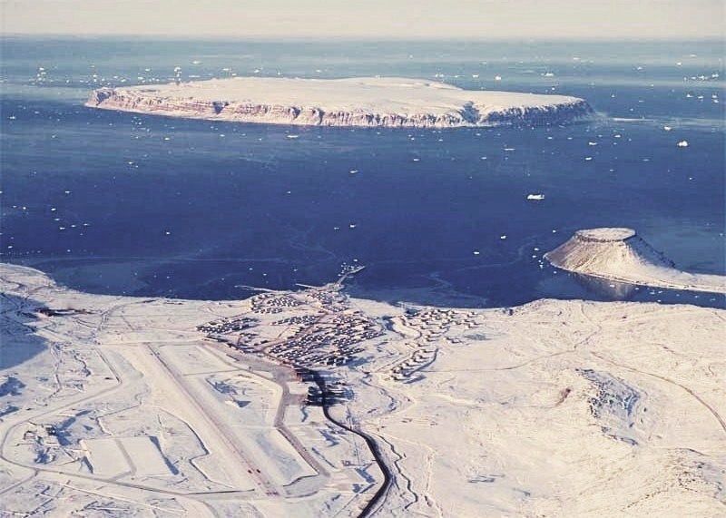 Ultima Thule: Qaanaaq , northwest of Greenland, and the airbase named ...
