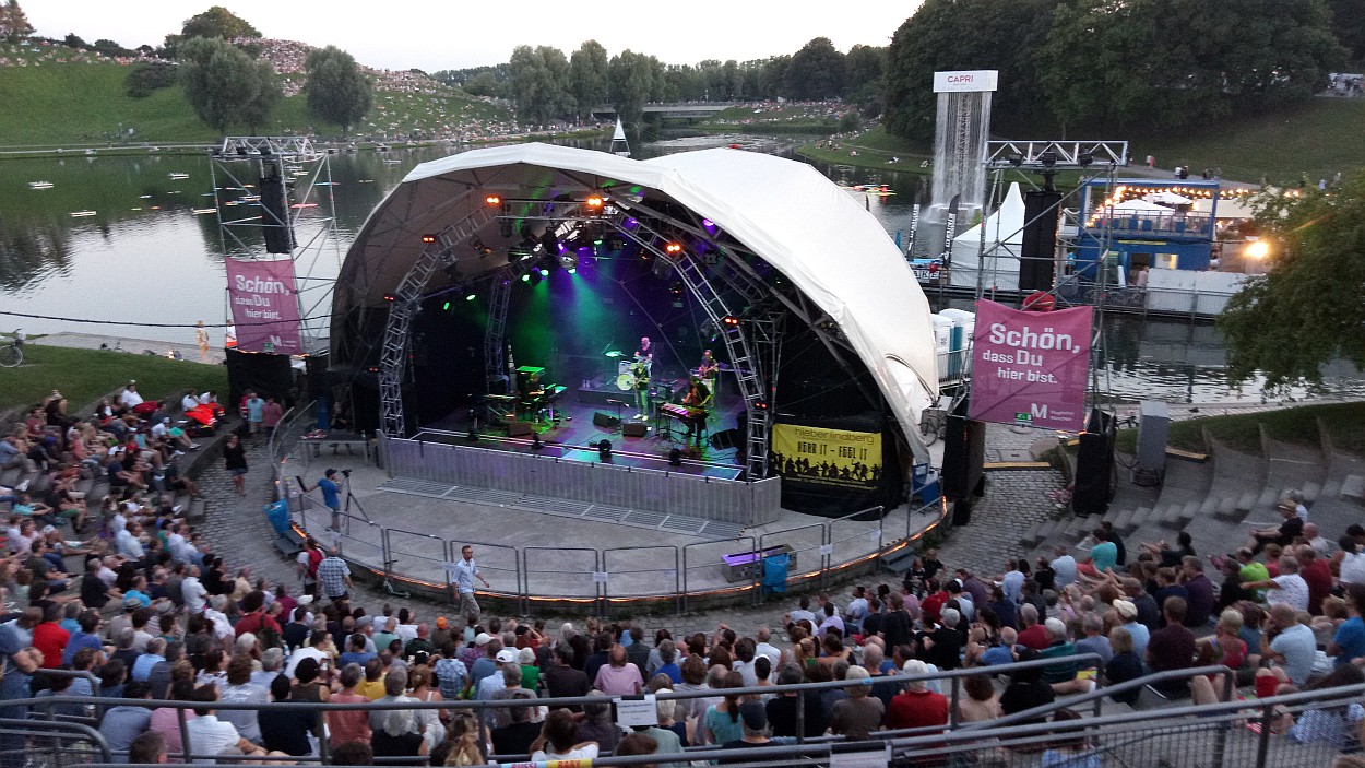 muclomo: Theatron 2018