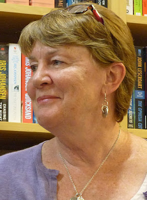 Kittling: Books: Fiona Barton at The Poisoned Pen!