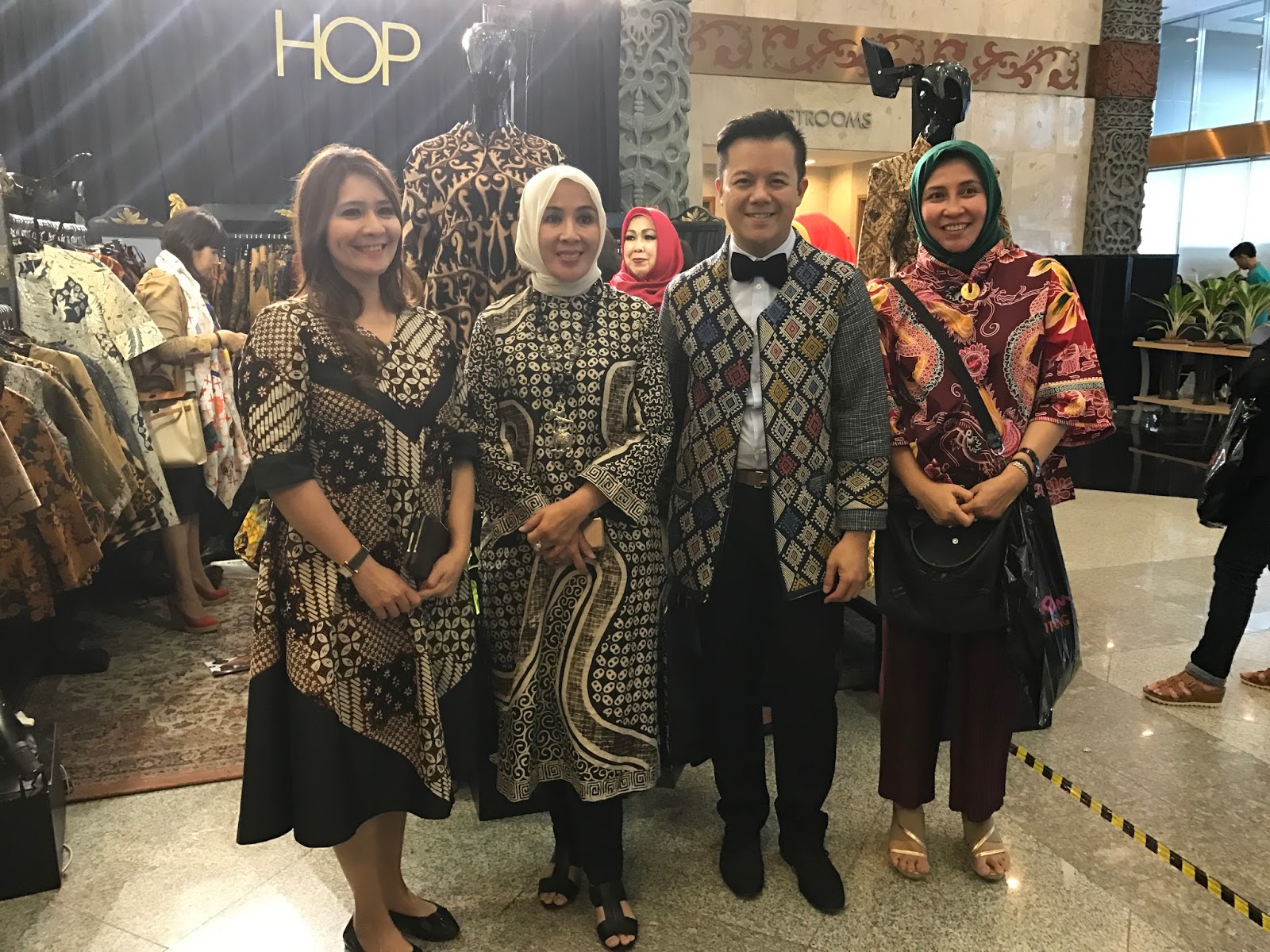 A Batik and Tenun Dress Code for IFW 2017