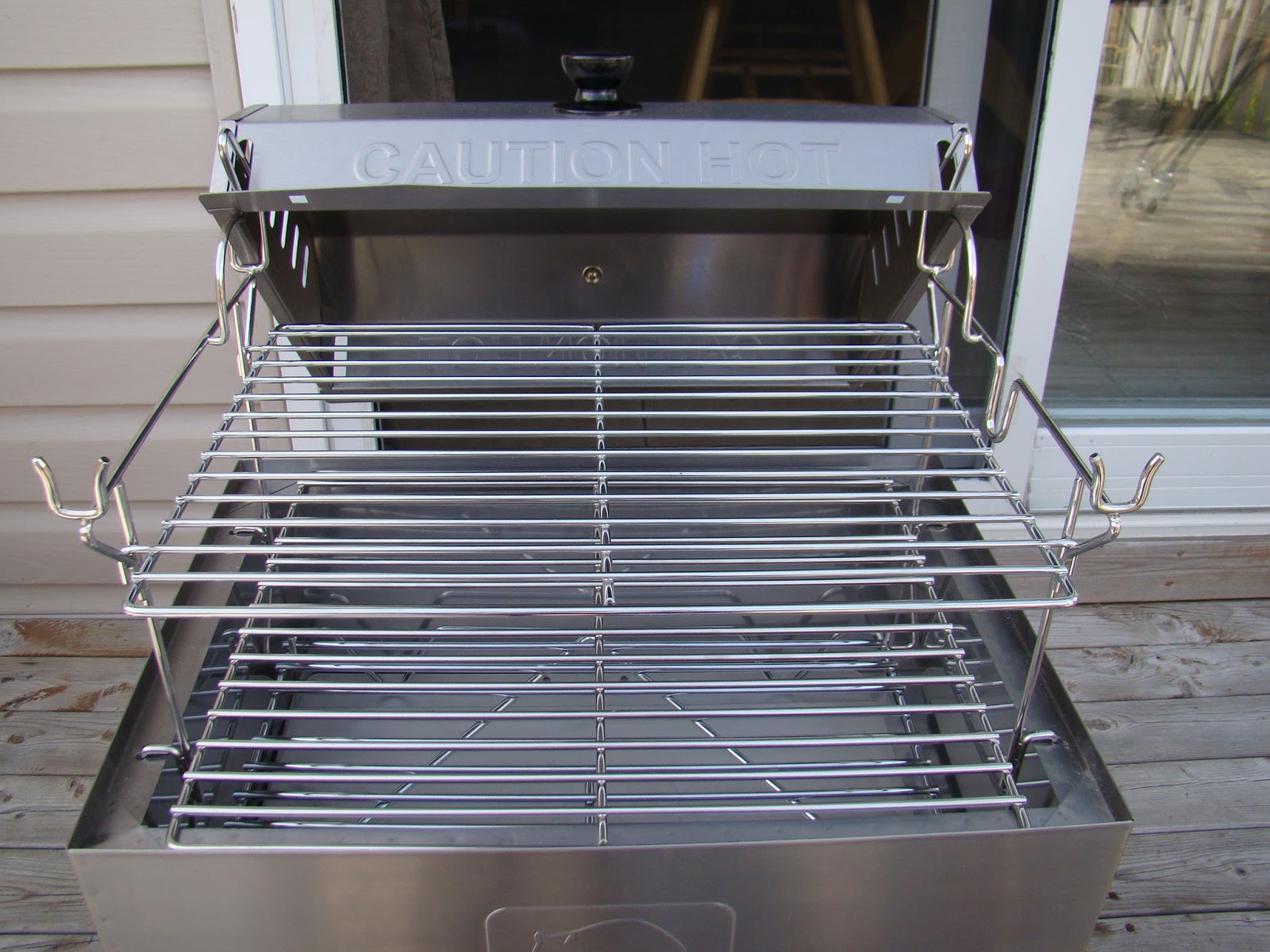 HRM CREATIVE BBQ: The Little Wombat grill review