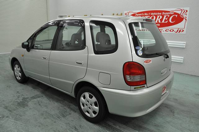 2000 Toyota Spacio for Tanzania|Japanese vehicles to the world