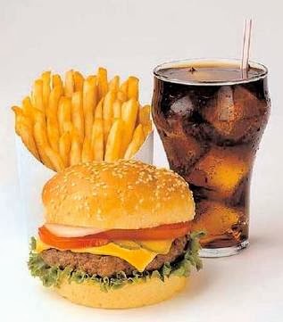 VITAMIN UMAIRA: KEBURUKAN MAKANAN SEGERA