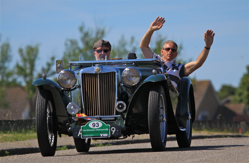 Best Cars Wallpapers: Old Time Cars Rally 2011 Wallpapers