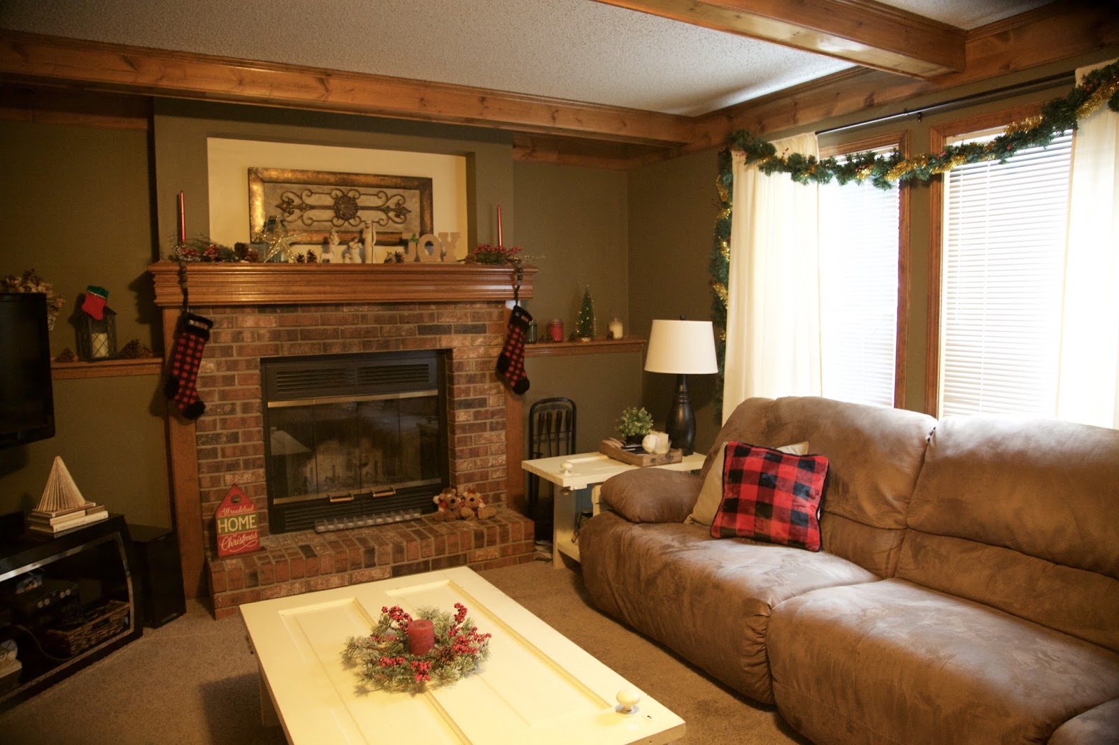 Cozy Holiday Home Tour ~ Currently, Kelsie