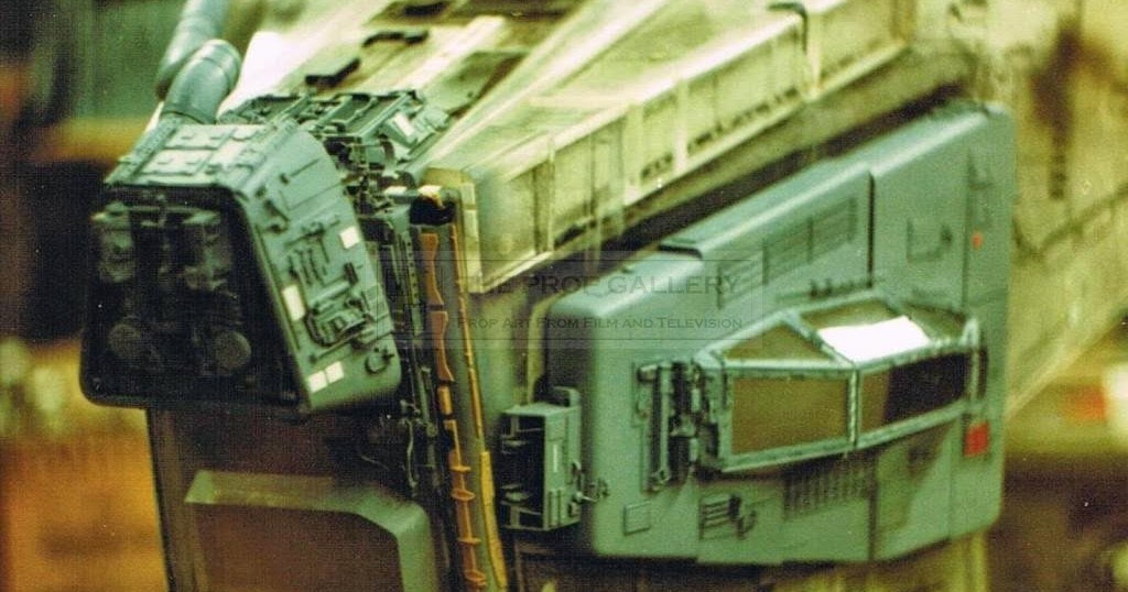 Alien Explorations: Alien :Adding a new cockpit to the Nostromo