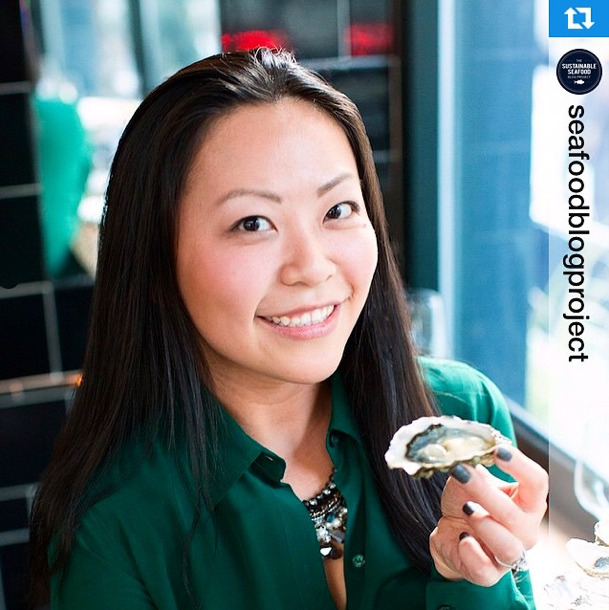 EBL: Women eating Oysters