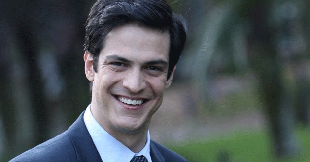 Por Trás do Nome : Mateus & Matheus