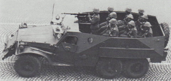 Tankograd: BTR-152