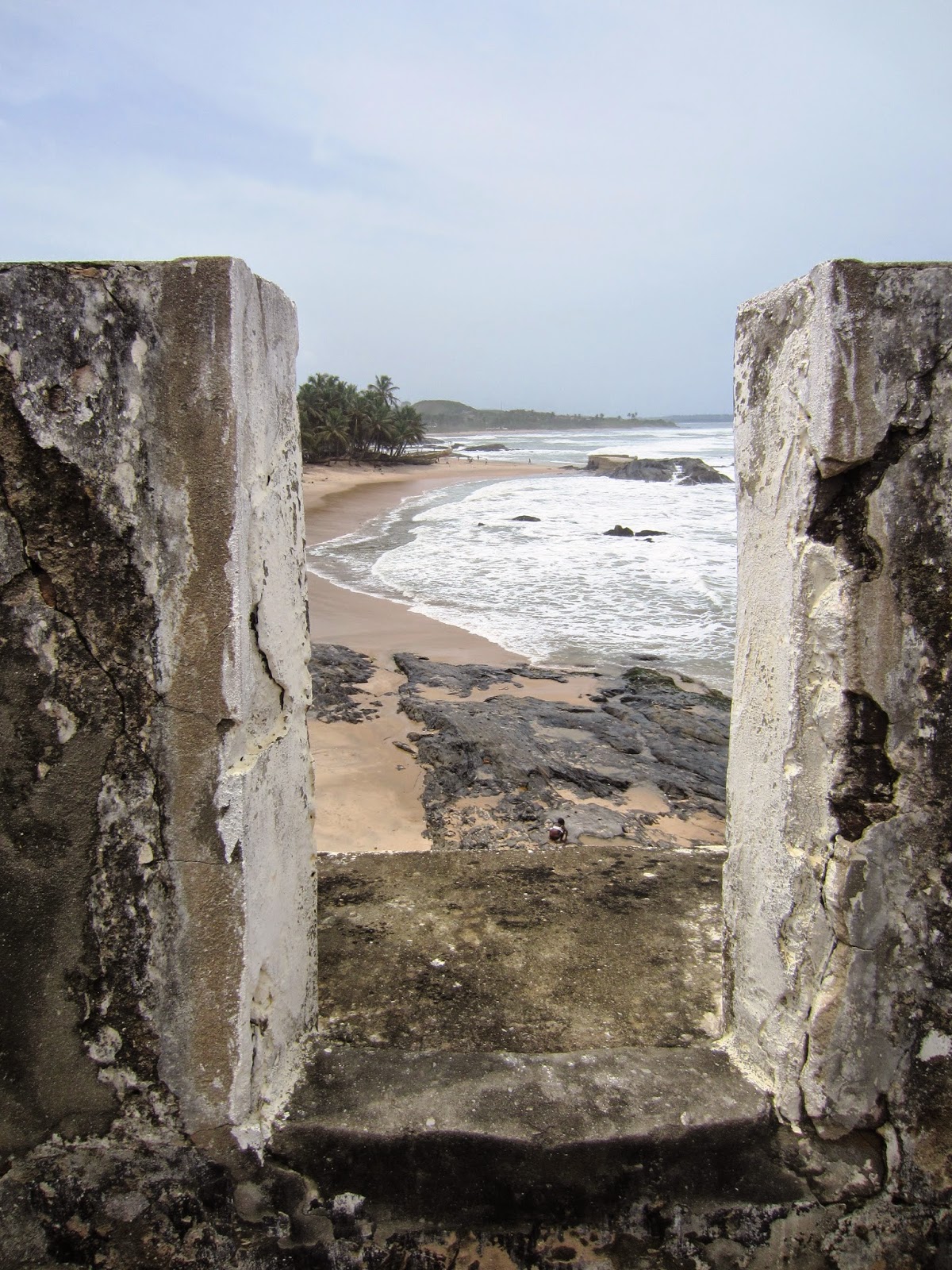 Souvenir Chronicles: AFRICA: GHANA, FORT WILLIAM (AKA ANOMABU )