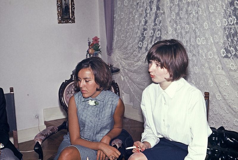 33 Badass Photos of Smoking Ladies From the 1960s ~ Vintage Everyday