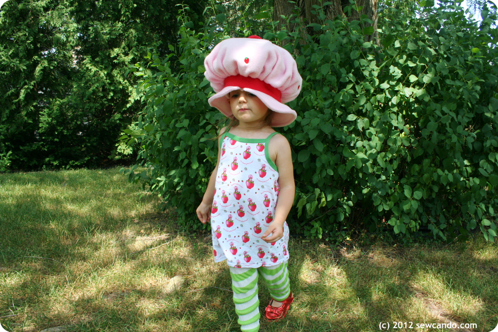 Sew Can Do: Vintage Inspired Crafts: Lil Strawberry Shortcake Hat Tutorial