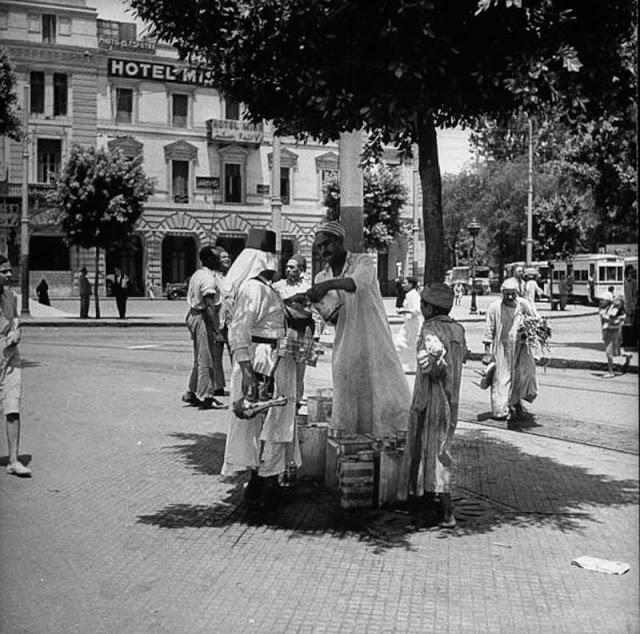 69 Black and White Photos of Everyday Life in Cairo During World War II ...