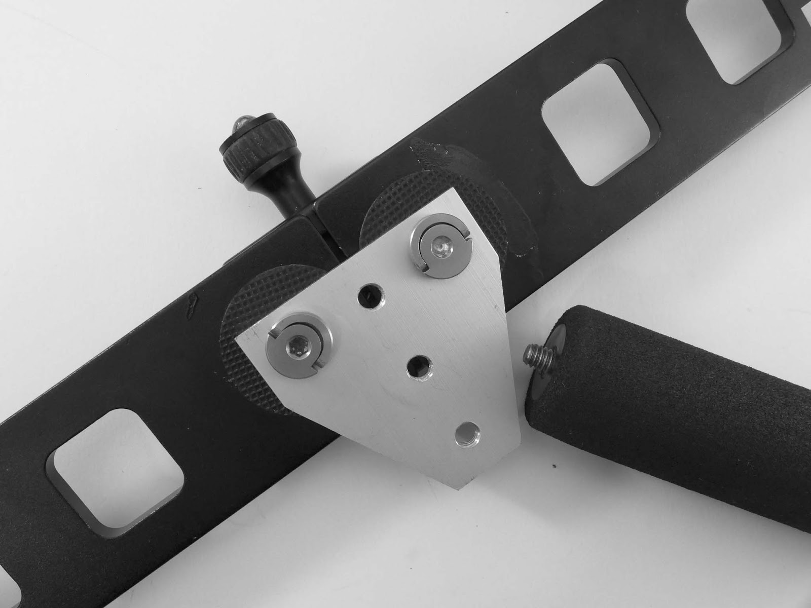 3D by DrT: Connecting A Pair of Twin Camera Bars